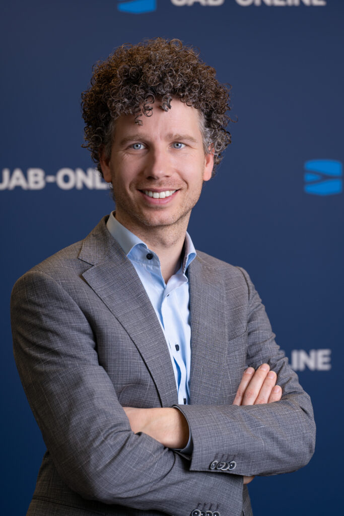 Decarbonisation Starts at the Terminal | Tank Storage